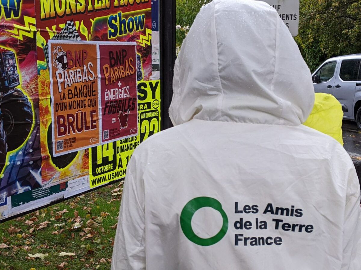 On affiche BNP Paribas, la banque la plus polluante de France ! | Les ...